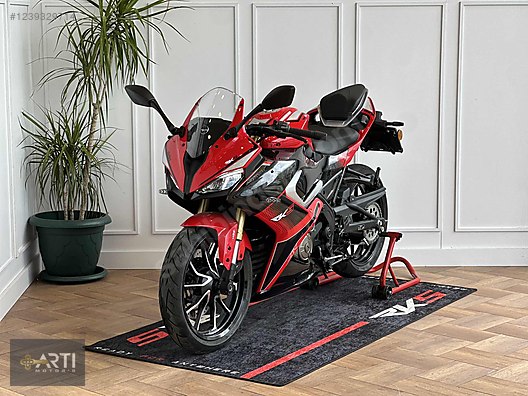 RKS SRK250 RS 2025 Model Naked / Roadster Motor Motosiklet Mağazasından Sıfır 176.065 TL ...