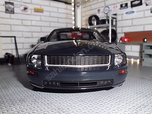 Autoart Diecast Model 1:18 Ford Araba - 1291348247