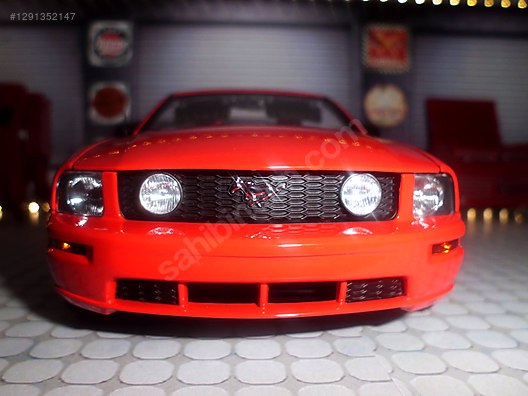 Autoart Diecast Model 1:18 Ford Araba - 1291352147