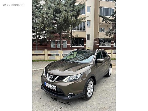 Nissan / Qashqai / 1.5 dCi / Tekna Sky Pack / SAHİBİNDEN LASMAN RENGİ ...