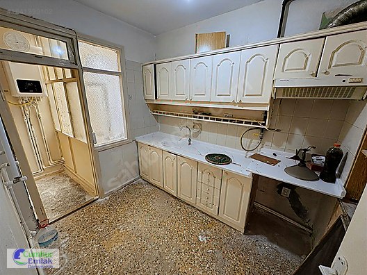 HATAY ARAP HASAN MAH'DE 2+1 SON KAT 5.KAT OĞALGAZLI BAKIMLI D ...