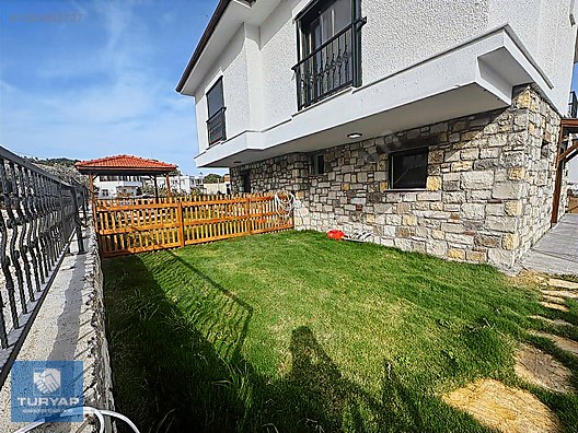 Karaburun mimoza ve bodrum palajına yürüme mesafesinde villa - Satılık ...