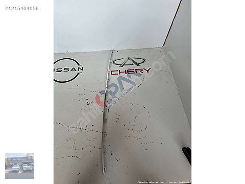 2018 2022 SKODA OCTAVİA ORTA TAMPON ÇITASI 5E0853551 - İlan ve ...