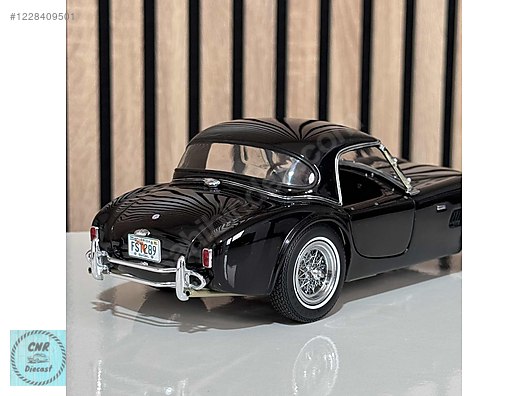 Exoto Diecast Model 1:18 AC Araba - 1228409501