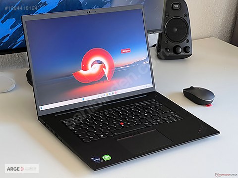 Lenovo / THİNKPAD P1 GEN6 İ9-13900H 32GB-1TB RTX5000 ADA (16GB) QHD İPS ...
