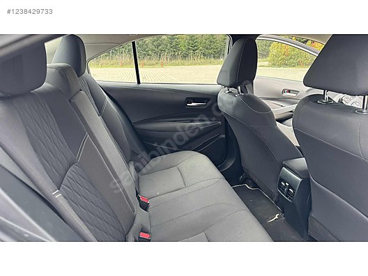 Toyota / Corolla / 1.8 Hybrid / Dream / TURAN MOTORSTAN EMSALSİZ DÜŞÜK ...