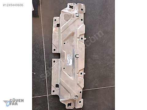 BMW G20 ÖN ÜST ORTA PANEL DEMİRİ 2019 51647422287 Ç - İlan ve ...