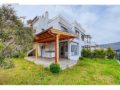 Arko sitesinde deniz manzaralı muhteşem 4+1 villa - Satılık Villa ...