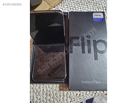 Samsung / Galaxy Z Flip 4 / z flip 4 garantili yılsonuna kadar ekran ...