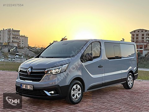 Renault / Trafic / 2.0 dCi Grand Confort / ZMH DEN 'BOYASIZ OTOMATİK ...