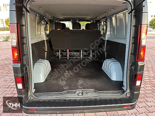 Renault / Trafic / 2.0 dCi Grand Confort / ZMH DEN 'BOYASIZ OTOMATİK ...