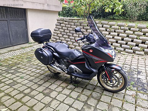 Honda NC 750D Integra 2014 Model Scooter / Maxi Scooter Motor ...
