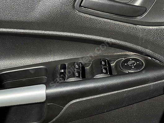 Ford / Tourneo Connect / 1.6 TDCi Deluxe / TURAN MOTORSTAN KPT TAVAN ...
