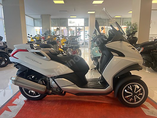 Peugeot Metropolis 400 2016 Model Scooter / Maxi Scooter Motor ...