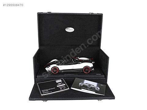 Almost Real Diecast Model 1:18 Pagani Araba - 1295508470