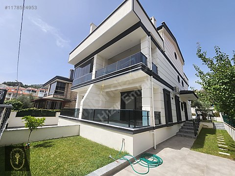 HIZIR'DAN ALTINOLUK MERKEZ'DE OTOPARKLI BAHÇELİ ULTRA LÜXS VİLLA ...