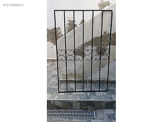 Siyah Boyalı Metal Pencere Demir Korkuluk (78x123 cm) - Aksesuarlar ve ...