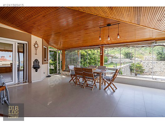 Yekta Erkul'dan Altınkum'da Denize sıfır Sitede Bakımlı Villa - Satılık ...