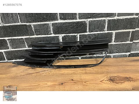 8V5807682A AUDİ A3 SEDAN SAĞ ÖN SİS KAPAĞI ORJ 17-20 - İlan ve ...