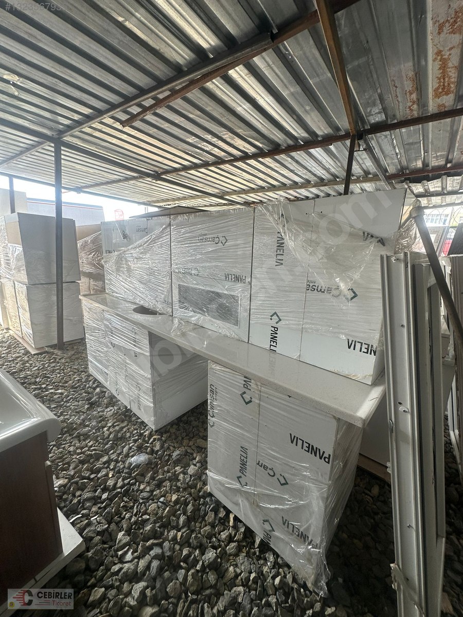Hazır Mutfak / SIFIR İMALATTAN 250CM FUL MDF HAYGLOS KAPAK TEZGAH DAHİL ...