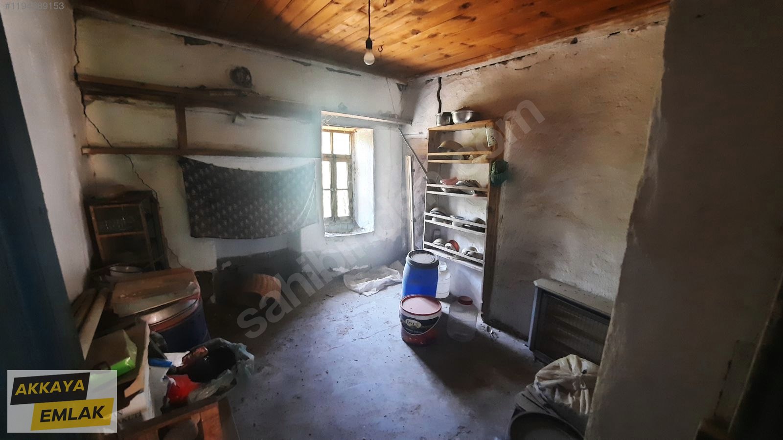 YAVAŞLAR KÖYÜNDE SATILIK DOĞAL GRANİTTEN YAPILMIŞ 284 M2 TAŞ EV - Satılık Müstakil Ev İlanları ...