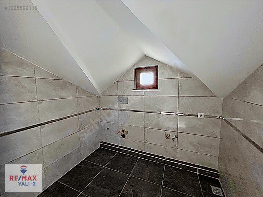 REMAX YALI ESRA DAN PERŞEMBE'DE DENİZ MANZARALI MÜSTAKİL EV - Satılık ...