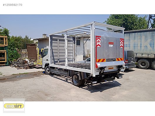 Commercial Vehicles / Truck & Semi-Trailer Truck / Hatches & Bodywork ...