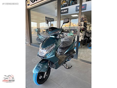 Kuba Space 50 Pro 2023 Model Scooter / Maxi Scooter Motor Motosiklet ...