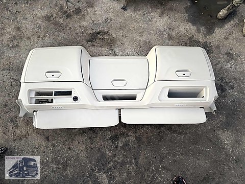 Commercial Vehicles / Truck & Semi-Trailer Truck / Hatches & Bodywork ...