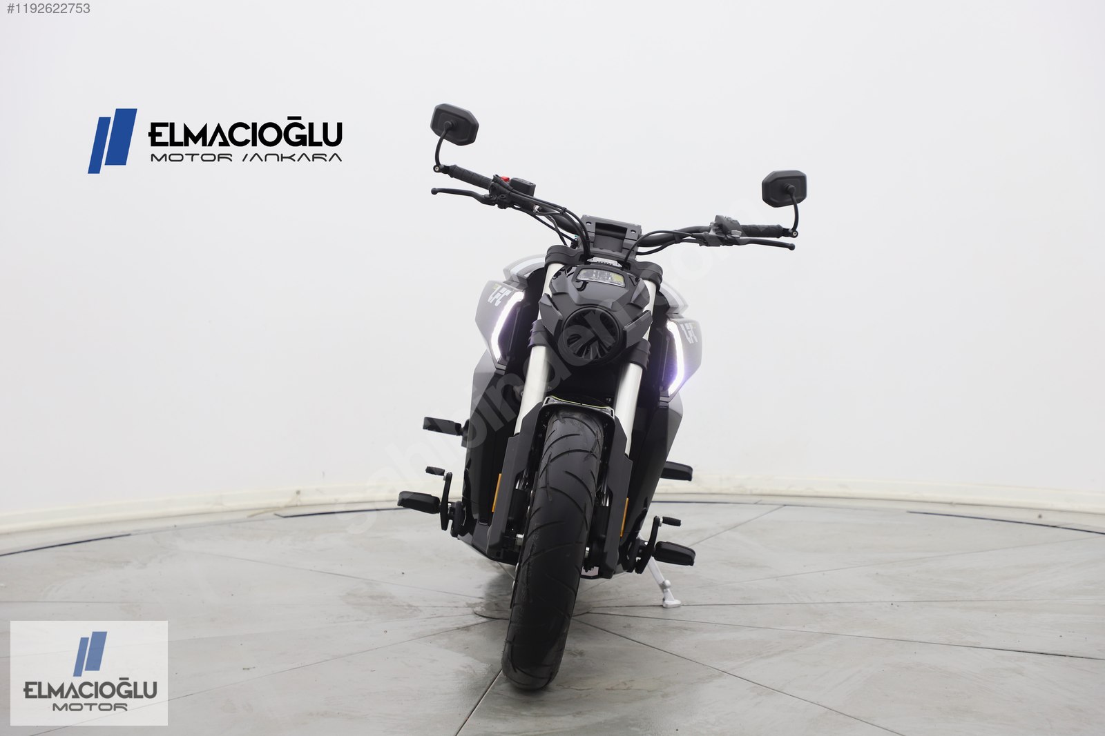 Benda Motor LFC 700 2024 Model Touring Motor Motosiklet Mağazasından ...