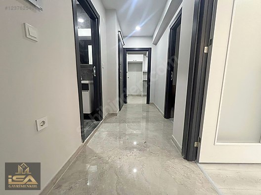 İSA GAYRİMENKULDEN HASAN DOGAN KOMPLEKSİ YAKINI BUTİK SİTEDE 2+1 ...