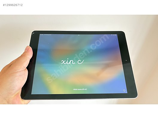 Apple iPad 5 32 GB Tablet - 1299626712