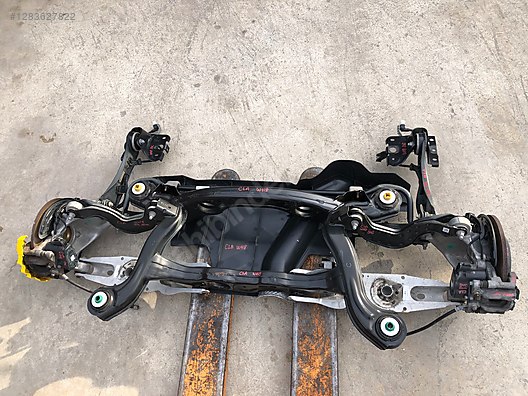 Otomobil & Arazi Aracı / Yürüyen & Direksiyon / MERCEDES W118 CLA ARKA ...