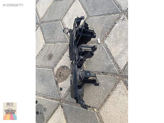 Otomobil & Arazi Aracı / Ateşleme & Yakıt / Mercedes x250 Külbüratör Kapağı 118305765R ...