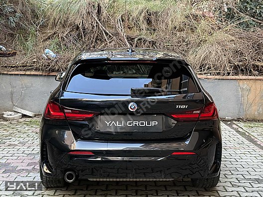 BMW / 1 Serisi / 118i / M Sport / ''YALI GROUP'' 2023 MODEL BMW 118İ M SPORT CAM TAVANLI 30 BIN ...