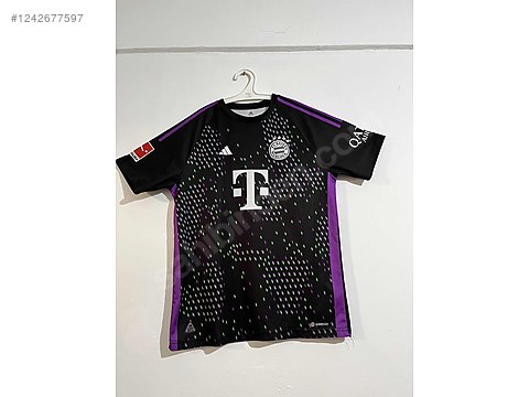 BAYERN MÜNCHEN FORMASI sahibinden.comda - 1242677597