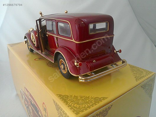 Sunstar Diecast Model 1:18 Ford Araba - 1296679794