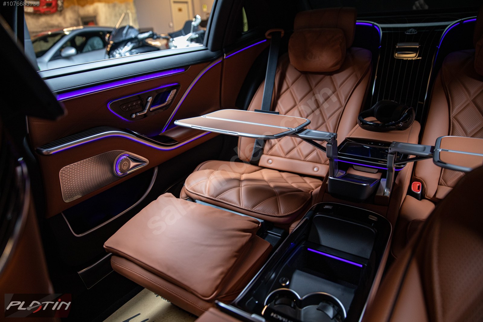 Mercedes-Benz / Maybach S / S 680 / 2022 MAYBACH S680 4MATIC_DISTC ...