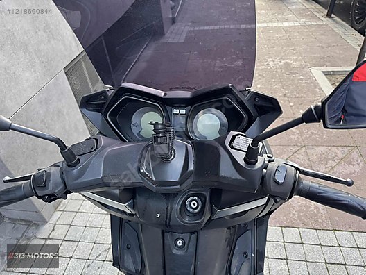 Yamaha X-Max 250 2015 Model Scooter / Maxi Scooter Motor Motosiklet ...