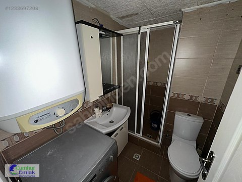 ARAP HASAN MAH'DE H.T.C.ÜZERİNDE GENİŞ 2+1 YÜK GRİŞ EŞYALI BOŞ D ...