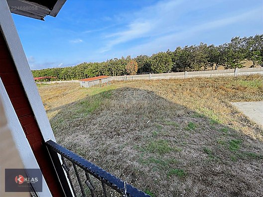 KLAS'TAN GÜNGÖRMEZDE İSKANLI VİLLA + 4 ADET VİLLA RUHSATI - Satılık ...