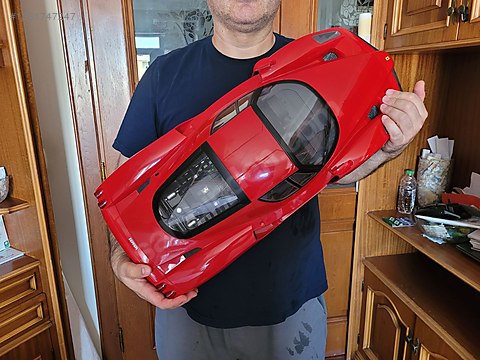 Autoart Diecast Model 1:6 Ferrari Araba - 1231747247