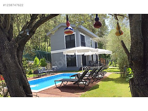 Pilaja yürüme mesafesinde Doğayla iç içe geniş bahceli - Kiralık Villa ...