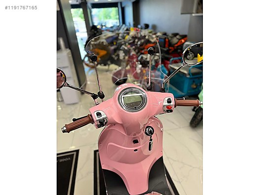 Yuki Bellini 125 2024 Model Scooter / Maxi Scooter Motor Motosiklet ...