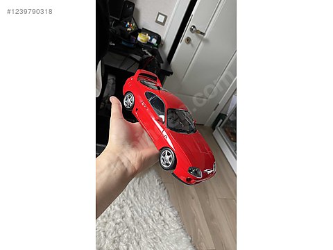 LCD Models Diecast Model 1:18 Toyota Araba - 1239790318