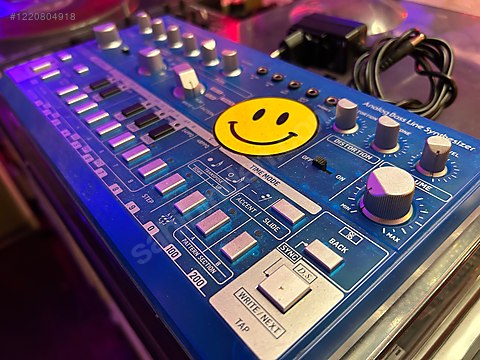 Behringer TD-3 Mavi (303 / Acid Synth) - Synthesizer ve Tuşlu Çalgılar ...