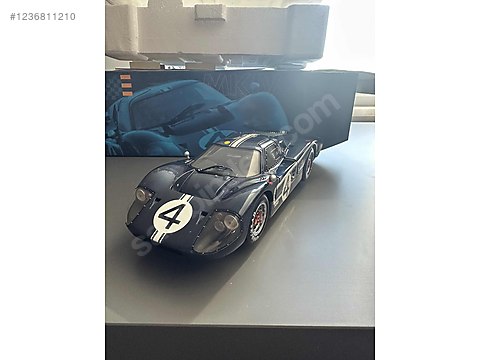 Exoto Diecast Model 1:18 Ford Araba - 1236811210