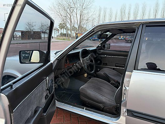 Ford / Taunus / 1.6 / GL / 06 F 2929 ÖZEL PLAKALI 1982 FORD TAUNUS 1.6 ...