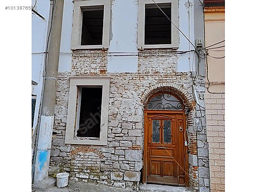 BURÇİN EMLAKTAN SATILIK AVLULU TAS EV - Satılık Müstakil Ev İlanları ...
