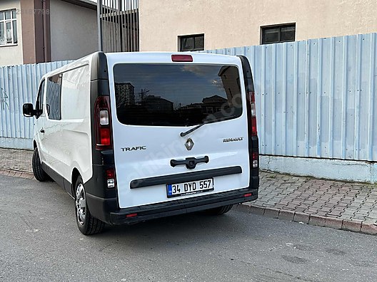 Renault / Trafic Multix / 2.0 dCi Grand Confort / 2020 MODEL TRAFİC 2.0 DİZEL G.CONFORT 5+1 ...